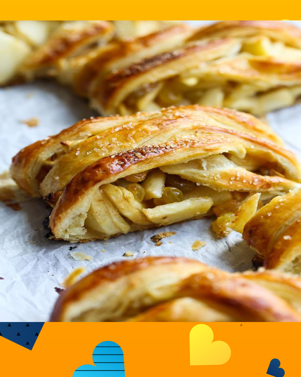 Apple Strudel cake - NaBakery