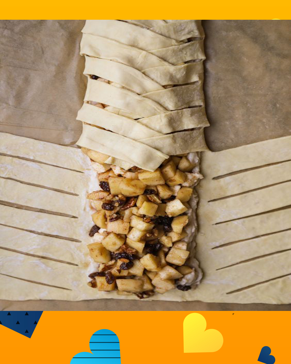 Apple Strudel cake - NaBakery