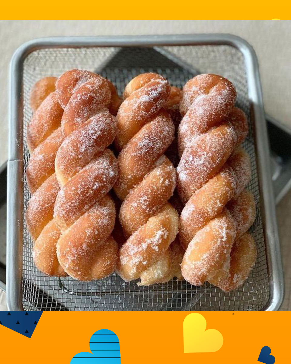 Cinnamon Sugar Donut Twists - NaBakery